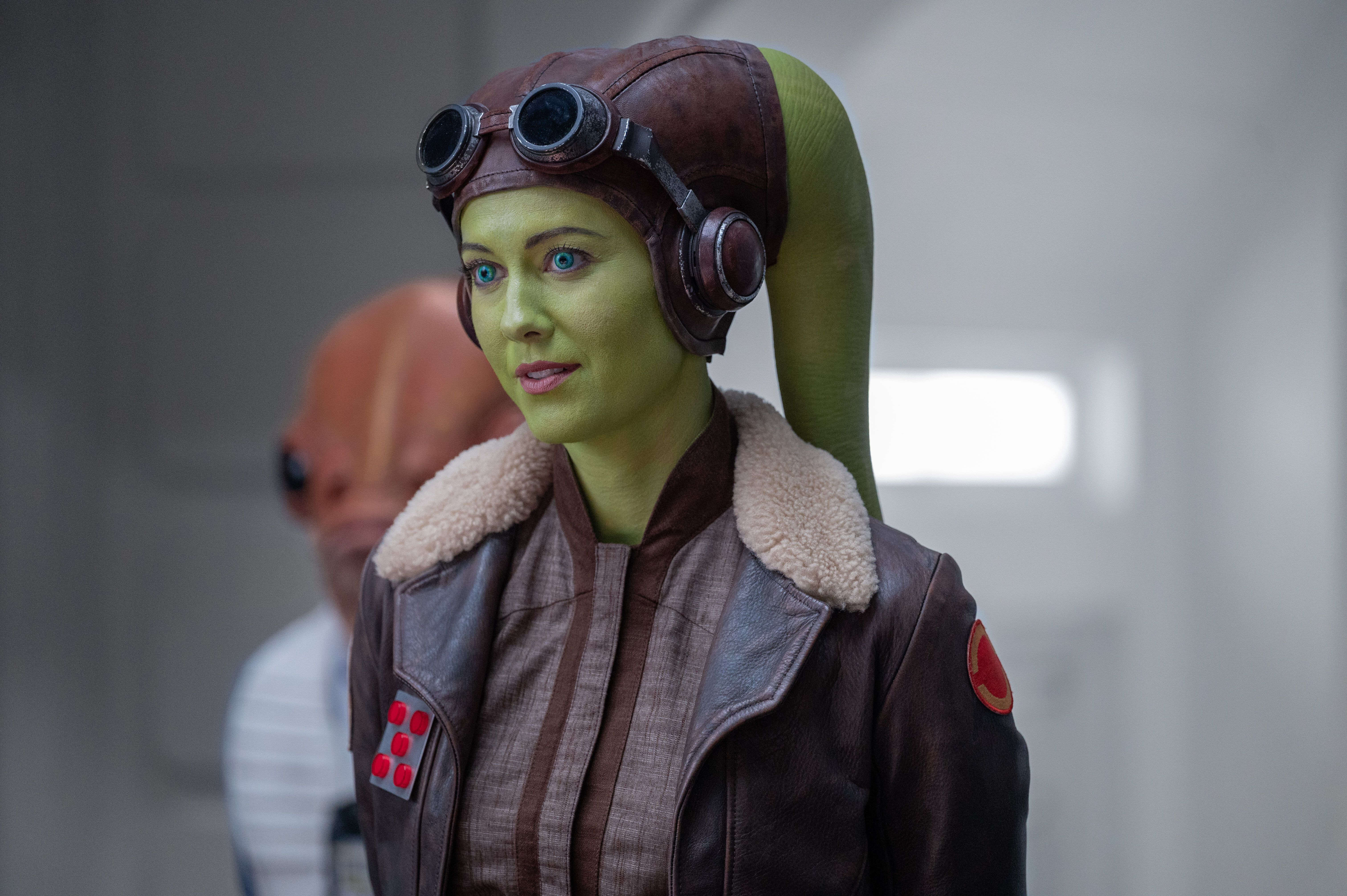 Star Wars: Ewan McGregor and Mary Elizabeth Winstead's Son is "Obsessed ...